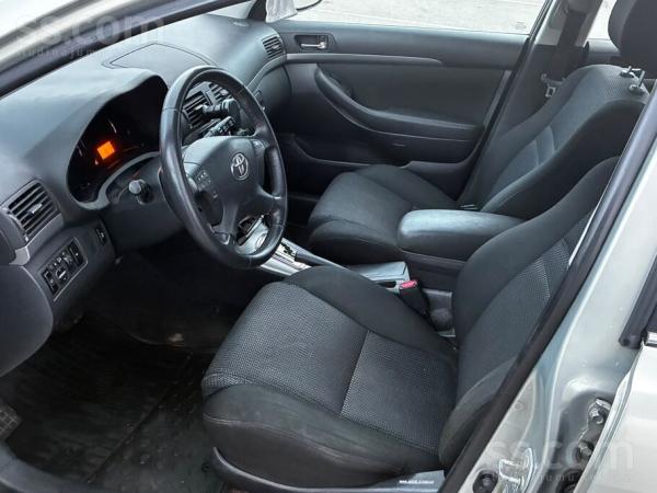 Серый Тойота Авенсис 2008 в Рига, объемом двигателя 2.40 л и пробегом 224 тыс. км за 3100 €, фото 5 на AUTOMOTO.COM.LV