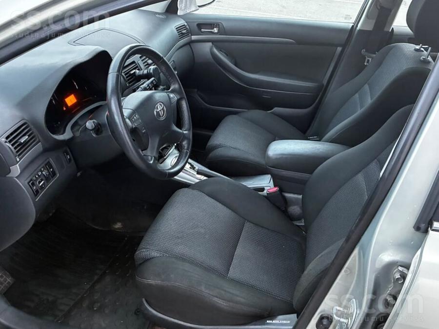 Серый Тойота Авенсис 2008 в Рига, объемом двигателя 2.40 л и пробегом 224 тыс. км за 2700 €, фото 5 на AUTOMOTO.COM.LV