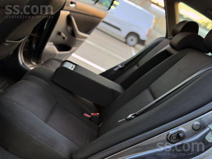 Серый Тойота Авенсис 2008 в Рига, объемом двигателя 2.00 л и пробегом 266 тыс. км за 1890 €, фото 12 на AUTOMOTO.COM.LV