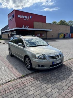 Grey Toyota Avensis 2008 in Ventspils, with an engine capacity of 1.80 L and mileage of 315 thousand km for 1600 €, photo 1 on AUTOMOTO.COM.LV