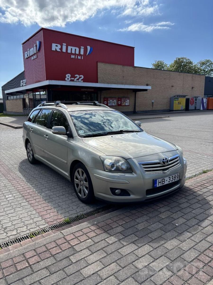 Grey Toyota Avensis 2008 in Ventspils, with an engine capacity of 1.80 L and mileage of 315 thousand km for 1600 €, photo 1 on AUTOMOTO.COM.LV