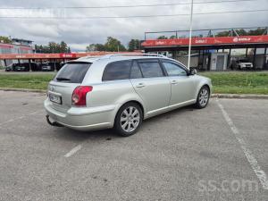Pelēks Toyota Avensis 2008 Rīga, ar dzinēja tilpumu 2.00 L un nobraukumu 314 tūkst. km par 2200 €, foto 6 vietnē AUTOMOTO.COM.LV