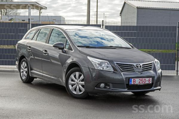 Grey Toyota Avensis 2009 in Ogre, with an engine capacity of 1.80 L and mileage of 193 thousand km for 5900 €, photo 1 on AUTOMOTO.COM.LV