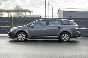 Grey Toyota Avensis 2009 in Ogre, with an engine capacity of 1.80 L and mileage of 193 thousand km for 2350 €, photo 6 on AUTOMOTO.COM.LV