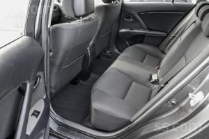 Grey Toyota Avensis 2009 in Ogre, with an engine capacity of 1.80 L and mileage of 193 thousand km for 2350 €, photo 16 on AUTOMOTO.COM.LV
