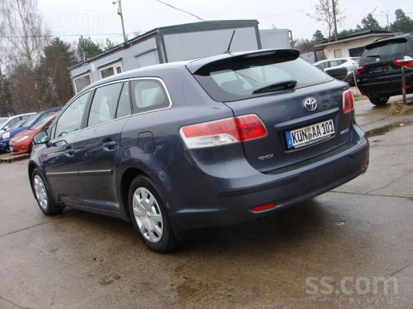 Grey Toyota Avensis 2009 in Riga, with an engine capacity of 2.00 L and mileage of 0 thousand km for 4890 €, photo 7 on AUTOMOTO.COM.LV