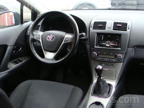 Grey Toyota Avensis 2009 in Riga, with an engine capacity of 2.00 L and mileage of 0 thousand km for 4890 €, photo 9 on AUTOMOTO.COM.LV