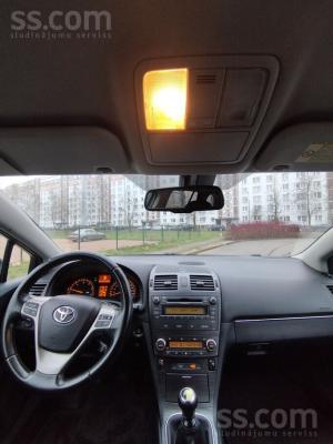 Pelēks Toyota Avensis 2009 Rīga, ar dzinēja tilpumu 2.20 L un nobraukumu 254 tūkst. km par 3690 €, foto 7 vietnē AUTOMOTO.COM.LV