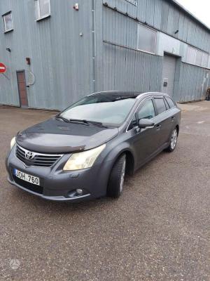 Grey Toyota Avensis 2009 in Kaunas, with an engine capacity of 2.20 L and mileage of 268 thousand km for 3550 €, photo  on AUTOMOTO.COM.LV
