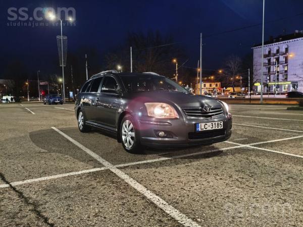 Grey Toyota Avensis 2009 in Riga, with an engine capacity of 2.00 L and mileage of 309 thousand km for 1900 €, photo 5 on AUTOMOTO.COM.LV