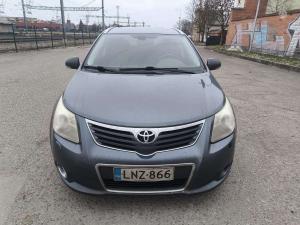 Pelēks Toyota Avensis 2009 Šauļi, ar dzinēja tilpumu 2.00 L un nobraukumu 369 tūkst. km par 2090 €, foto 2 vietnē AUTOMOTO.COM.LV