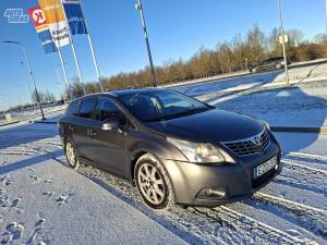 Grey Toyota Avensis 2009 in Radviliskis, with an engine capacity of 2.20 L and mileage of 329 thousand km for 1950 €, photo 2 on AUTOMOTO.COM.LV