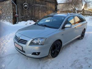 Grey Toyota Avensis 2009 in Rokiskis, with an engine capacity of 2.23 L and mileage of 302 thousand km for 2299 €, photo 16 on AUTOMOTO.COM.LV