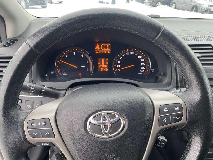 Pelēks Toyota Avensis 2009 Utena, ar dzinēja tilpumu 2.23 L un nobraukumu 270 tūkst. km par 4350 €, foto 6 vietnē AUTOMOTO.COM.LV