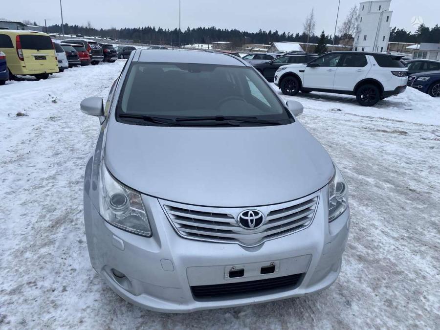 Pelēks Toyota Avensis 2009 Utena, ar dzinēja tilpumu 2.23 L un nobraukumu 270 tūkst. km par 4350 €, foto 17 vietnē AUTOMOTO.COM.LV