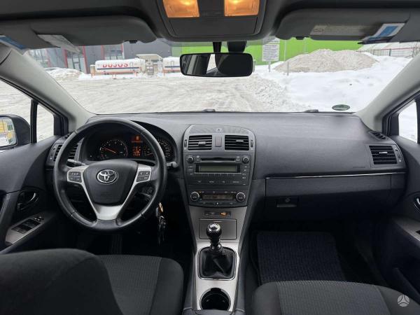 Pelēks Toyota Avensis 2009 Kauņa, ar dzinēja tilpumu 2.00 L un nobraukumu 147 tūkst. km par 3900 €, foto 7 vietnē AUTOMOTO.COM.LV