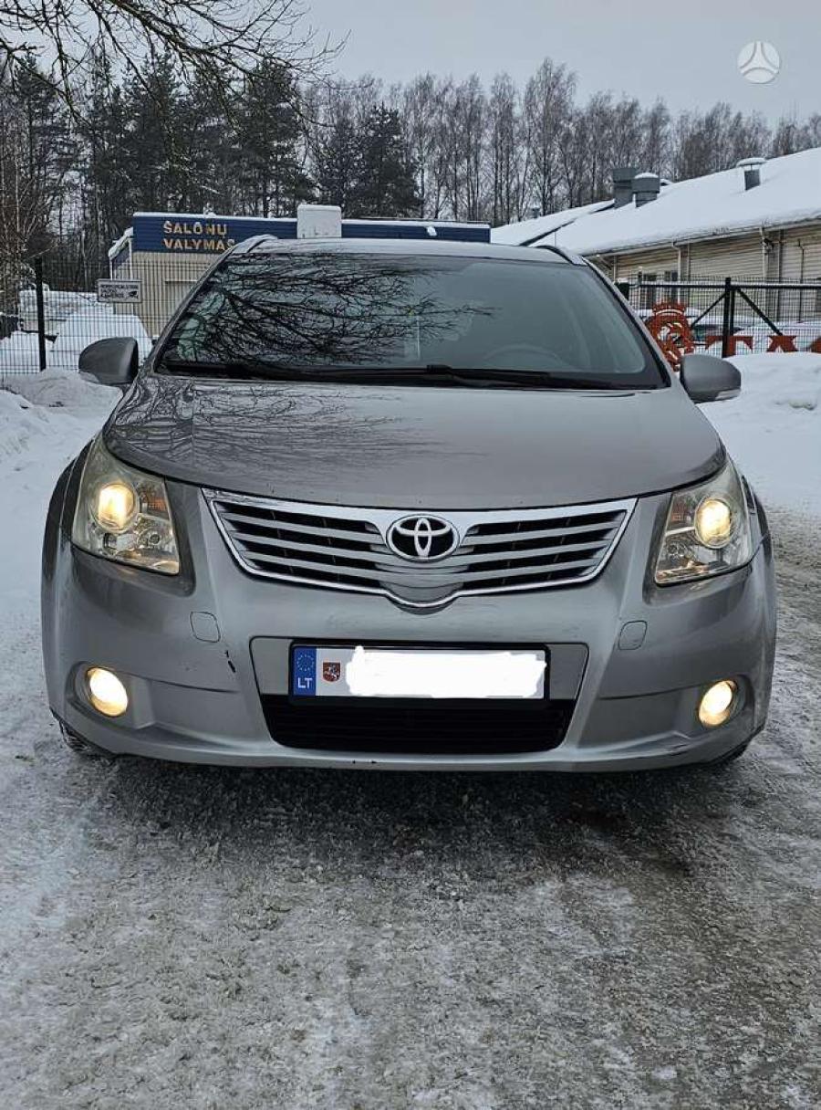 Grey Toyota Avensis 2009 in Trakai, with an engine capacity of 2.00 L and mileage of 342 thousand km for 3650 €, photo 6 on AUTOMOTO.COM.LV