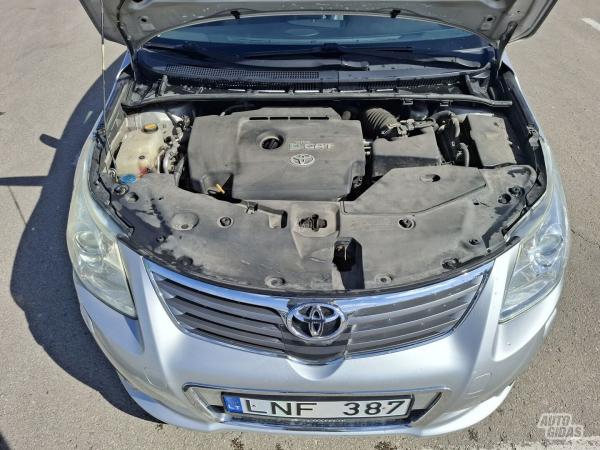 Grey Toyota Avensis 2009 in Siauliai, with an engine capacity of 2.20 L and mileage of 335 thousand km for 3950 €, photo 4 on AUTOMOTO.COM.LV
