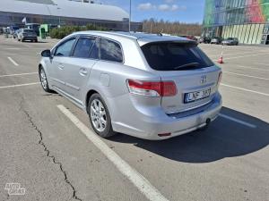 Pelēks Toyota Avensis 2009 Šauļi, ar dzinēja tilpumu 2.20 L un nobraukumu 335 tūkst. km par 3950 €, foto 11 vietnē AUTOMOTO.COM.LV