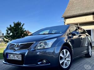 Pelēks Toyota Avensis 2009 Kauņa, ar dzinēja tilpumu 2.20 L un nobraukumu 280 tūkst. km par 3950 €, foto 3 vietnē AUTOMOTO.COM.LV