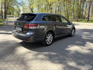 Серый Тойота Авенсис 2009 в Алитус, объемом двигателя 2.00 л и пробегом 318 тыс. км за 3300 €, фото 7 на AUTOMOTO.COM.LV