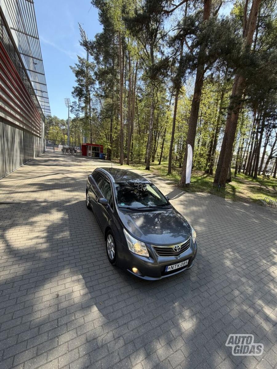 Серый Тойота Авенсис 2009 в Алитус, объемом двигателя 2.00 л и пробегом 318 тыс. км за 3300 €, фото 9 на AUTOMOTO.COM.LV