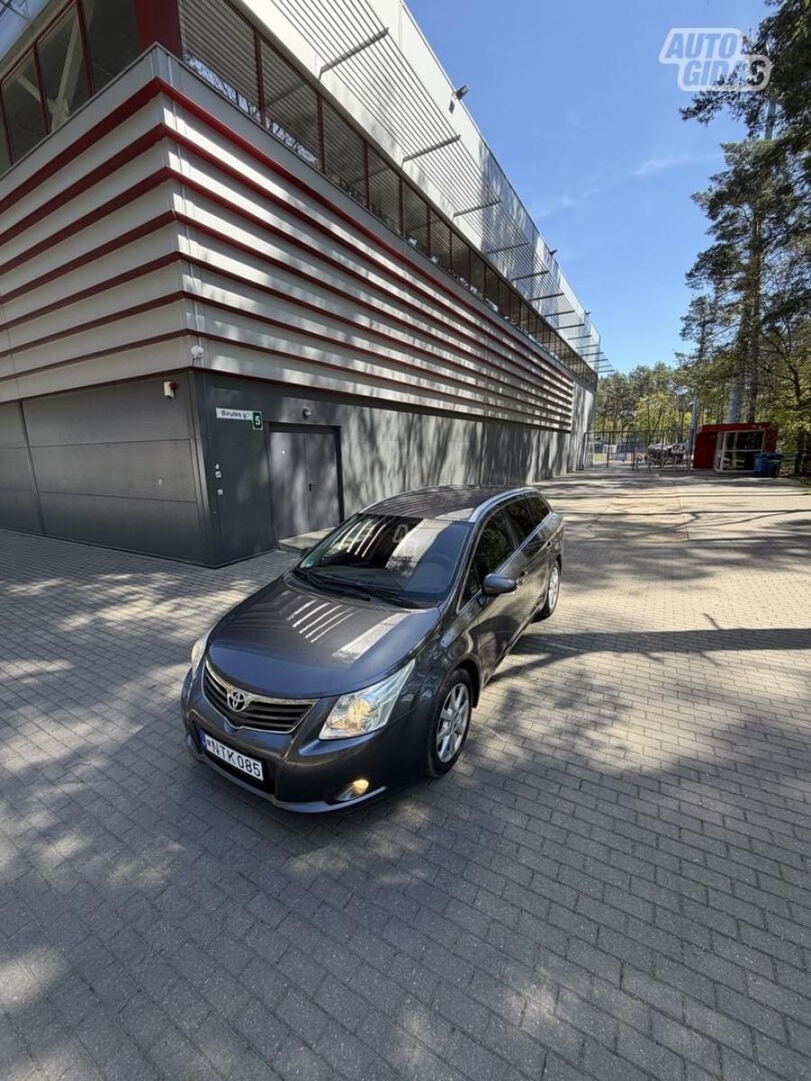 Серый Тойота Авенсис 2009 в Алитус, объемом двигателя 2.00 л и пробегом 318 тыс. км за 3300 €, фото 10 на AUTOMOTO.COM.LV