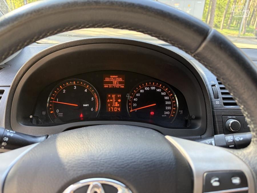 Серый Тойота Авенсис 2009 в Алитус, объемом двигателя 2.00 л и пробегом 318 тыс. км за 3300 €, фото 13 на AUTOMOTO.COM.LV