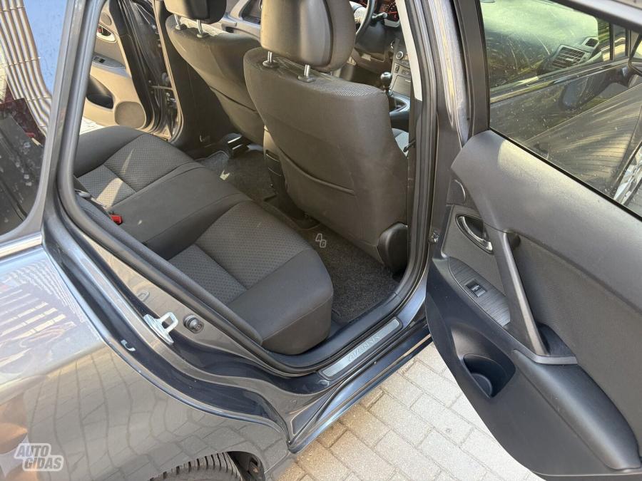 Серый Тойота Авенсис 2009 в Алитус, объемом двигателя 2.00 л и пробегом 318 тыс. км за 3300 €, фото 19 на AUTOMOTO.COM.LV
