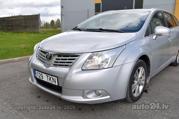 Pelēks Toyota Avensis 2009 Tartu, ar dzinēja tilpumu 2.00 L un nobraukumu 336 tūkst. km par 3990 €, foto 1 vietnē AUTOMOTO.COM.LV