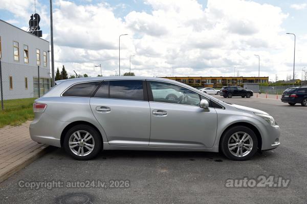 Pelēks Toyota Avensis 2009 Tartu, ar dzinēja tilpumu 2.00 L un nobraukumu 336 tūkst. km par 3990 €, foto 10 vietnē AUTOMOTO.COM.LV