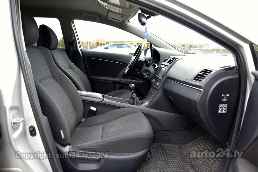 Серый Тойота Авенсис 2009 в Тарту, объемом двигателя 2.00 л и пробегом 336 тыс. км за 3990 €, фото 16 на AUTOMOTO.COM.LV
