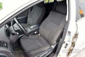 Серый Тойота Авенсис 2009 в Тарту, объемом двигателя 2.00 л и пробегом 336 тыс. км за 3990 €, фото 21 на AUTOMOTO.COM.LV