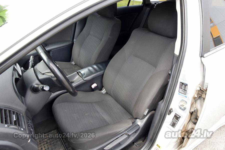 Серый Тойота Авенсис 2009 в Тарту, объемом двигателя 2.00 л и пробегом 336 тыс. км за 3990 €, фото 21 на AUTOMOTO.COM.LV