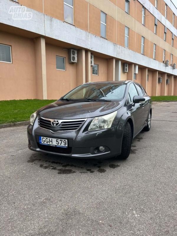 Серый Тойота Авенсис 2009 в Шяуляй, объемом двигателя 2.20 л и пробегом 263 тыс. км за 3750 €, фото 2 на AUTOMOTO.COM.LV