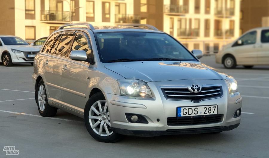 Серый Тойота Авенсис 2009 в Вильнюс, объемом двигателя 2.20 л и пробегом 300 тыс. км за 2250 €, фото 1 на AUTOMOTO.COM.LV