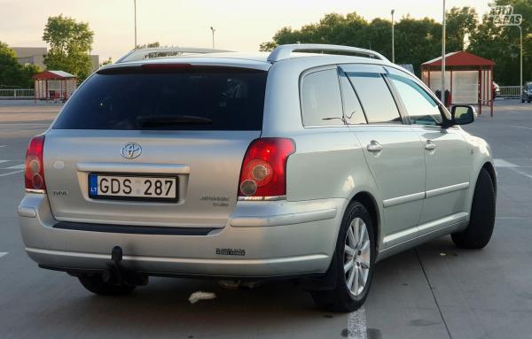 Pelēks Toyota Avensis 2009 Viļņa, ar dzinēja tilpumu 2.20 L un nobraukumu 300 tūkst. km par 2250 €, foto 2 vietnē AUTOMOTO.COM.LV