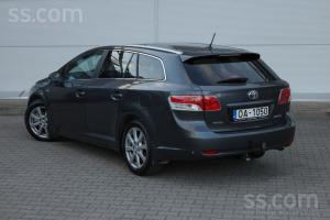 Grey Toyota Avensis 2009 in Riga, with an engine capacity of 2.20 L and mileage of 0 thousand km for 3495 €, photo 6 on AUTOMOTO.COM.LV