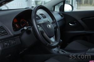 Grey Toyota Avensis 2009 in Riga, with an engine capacity of 2.20 L and mileage of 0 thousand km for 3495 €, photo 11 on AUTOMOTO.COM.LV