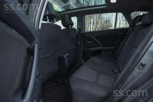Grey Toyota Avensis 2009 in Riga, with an engine capacity of 2.20 L and mileage of 0 thousand km for 3495 €, photo 18 on AUTOMOTO.COM.LV
