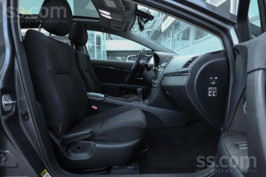Grey Toyota Avensis 2009 in Riga, with an engine capacity of 2.20 L and mileage of 0 thousand km for 3495 €, photo 20 on AUTOMOTO.COM.LV