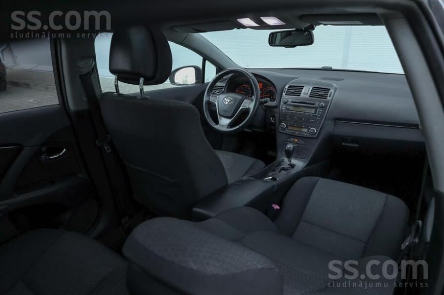 Grey Toyota Avensis 2009 in Riga, with an engine capacity of 2.20 L and mileage of 0 thousand km for 3495 €, photo 22 on AUTOMOTO.COM.LV