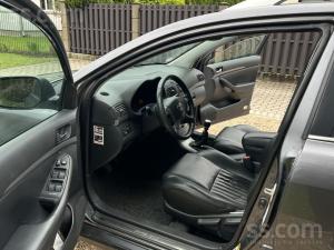 Pelēks Toyota Avensis 2009 Rīga, ar dzinēja tilpumu 2.20 L un nobraukumu 452 tūkst. km par 2490 €, foto 8 vietnē AUTOMOTO.COM.LV