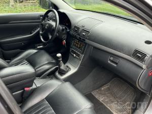 Pelēks Toyota Avensis 2009 Rīga, ar dzinēja tilpumu 2.20 L un nobraukumu 452 tūkst. km par 2490 €, foto 11 vietnē AUTOMOTO.COM.LV