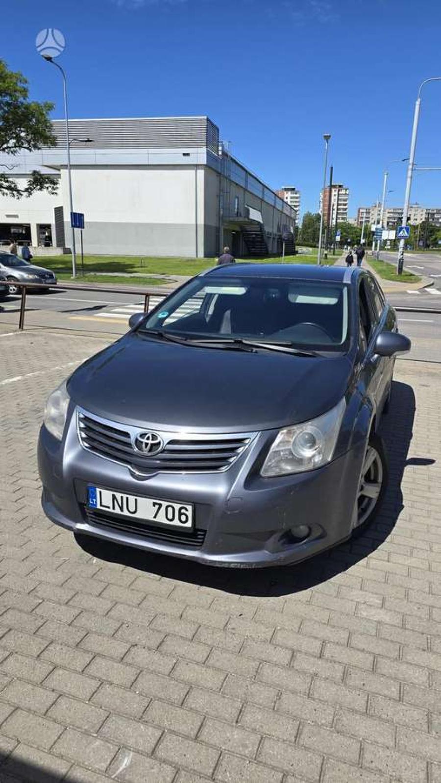 Серый Тойота Авенсис 2009 в Вильнюс, объемом двигателя 1.80 л и пробегом 301 тыс. км за 3700 €, фото 1 на AUTOMOTO.COM.LV
