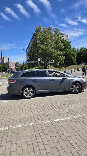 Серый Тойота Авенсис 2009 в Вильнюс, объемом двигателя 1.80 л и пробегом 301 тыс. км за 3700 €, фото 6 на AUTOMOTO.COM.LV