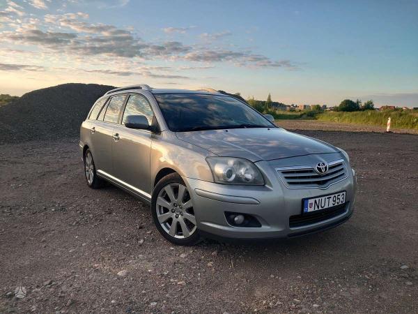 Серый Тойота Авенсис 2009 в Вильнюс, объемом двигателя 2.00 л и пробегом 347 тыс. км за 2400 €, фото 1 на AUTOMOTO.COM.LV
