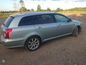 Grey Toyota Avensis 2009 in Vilnius, with an engine capacity of 2.00 L and mileage of 347 thousand km for 2400 €, photo 4 on AUTOMOTO.COM.LV