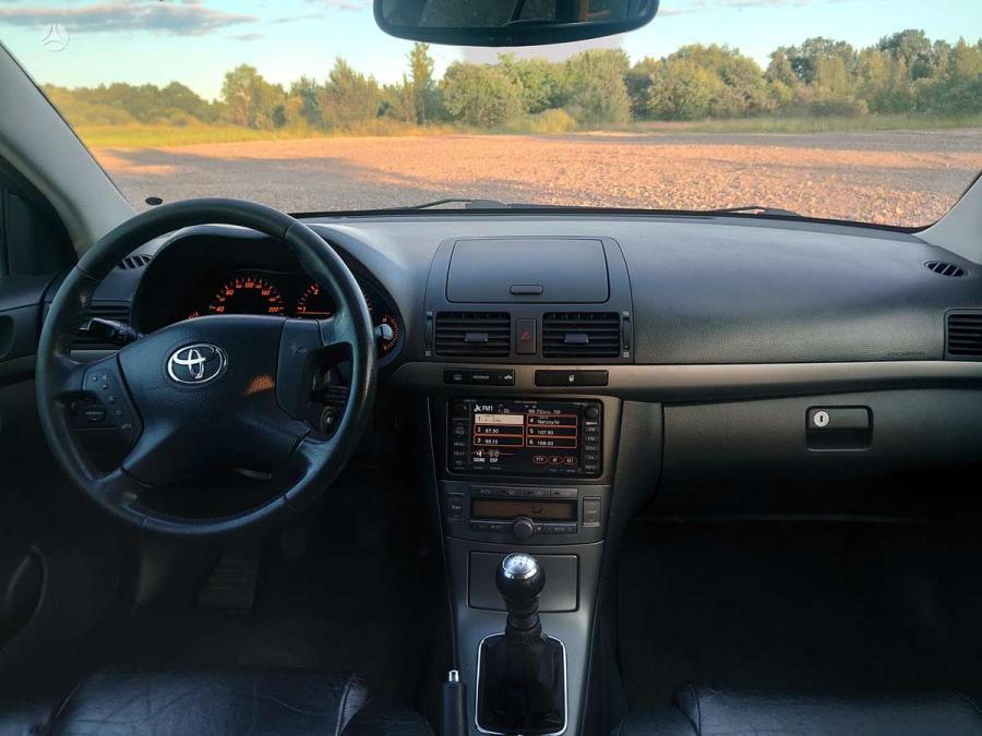 Grey Toyota Avensis 2009 in Vilnius, with an engine capacity of 2.00 L and mileage of 347 thousand km for 2400 €, photo 8 on AUTOMOTO.COM.LV