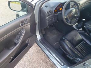 Grey Toyota Avensis 2009 in Vilnius, with an engine capacity of 2.00 L and mileage of 347 thousand km for 2400 €, photo 12 on AUTOMOTO.COM.LV